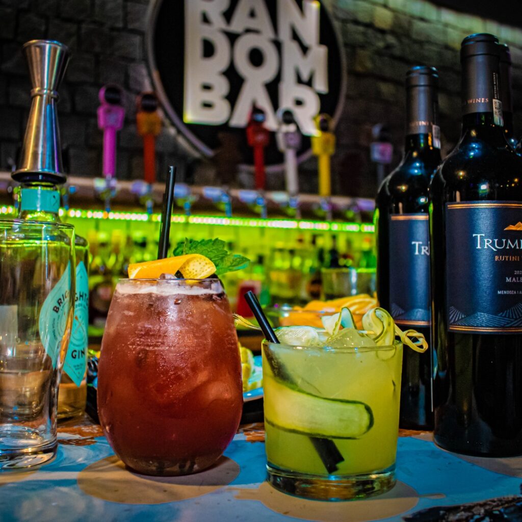 Random, los bares de General Paz y Alta Córdoba, para las juntadas con ...