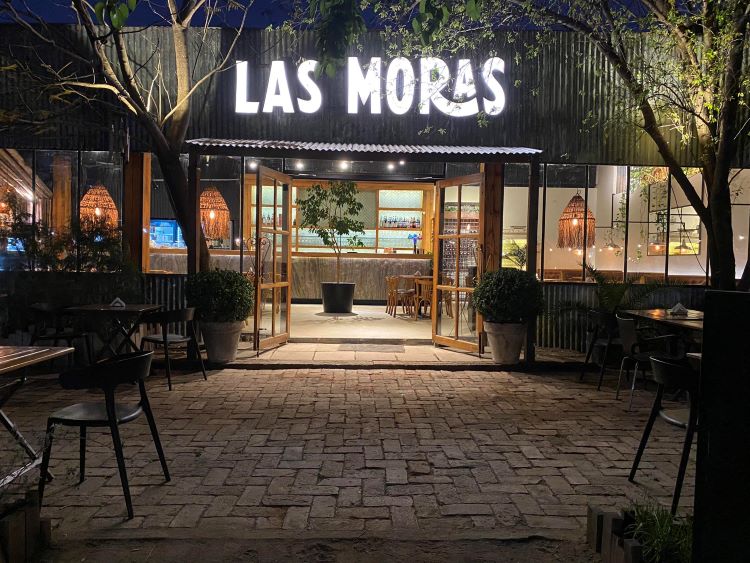 Las Moras, el bodegón de la zona noroeste con gran variedad de platos ...